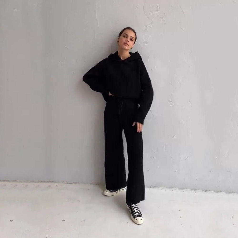 Athletic Hoodie & Pants Set | Wide Sleeve Sweatshirt with Pockets & Dr
