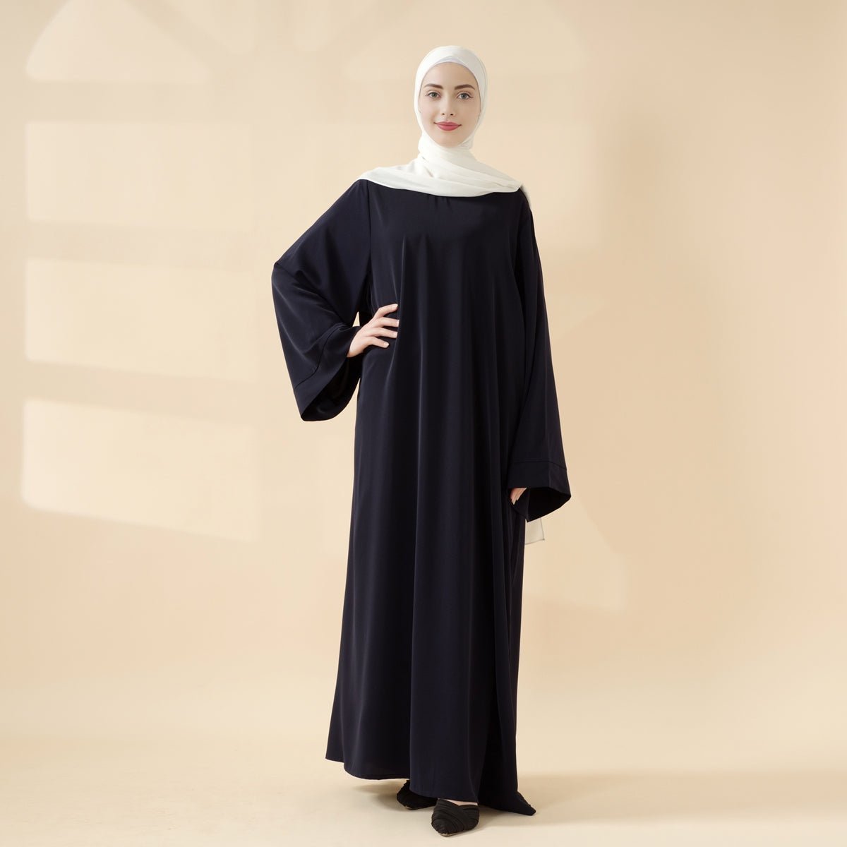 Essential Premium Loose Fit Abaya 2-Piece Set with Versatile Pockets